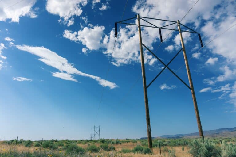 Overhead Electric Power Lines House Perth, WA | $0 Call Out Fee